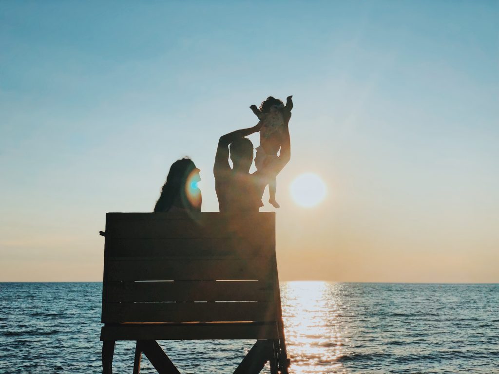 SUN, SAND AND A FRESH SWIM - SUNSET BAY BEACH | Totally MOM-Sense