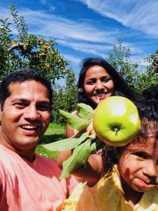 APPLE PICKING IN BECKER FARMS | Totally MOM-Sense