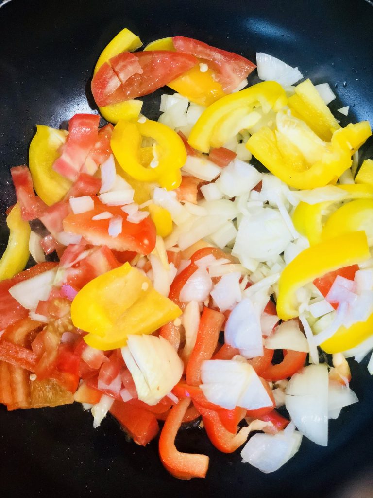 SAUTEED GARLIC VEGETABLE PASTA | Totally MOM-Sense